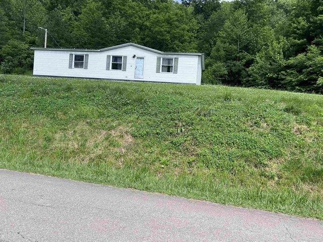 2547 Aden Rd, Olive Hill, KY 41164