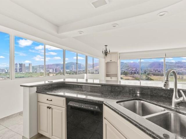2547 Ala Wai Blvd Apt 1001, Honolulu, HI 96815
