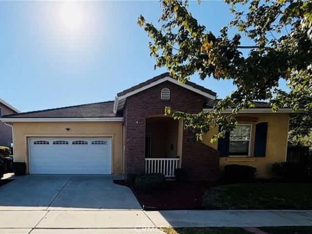 2547 Logan Dr, Santa Maria, CA 93455