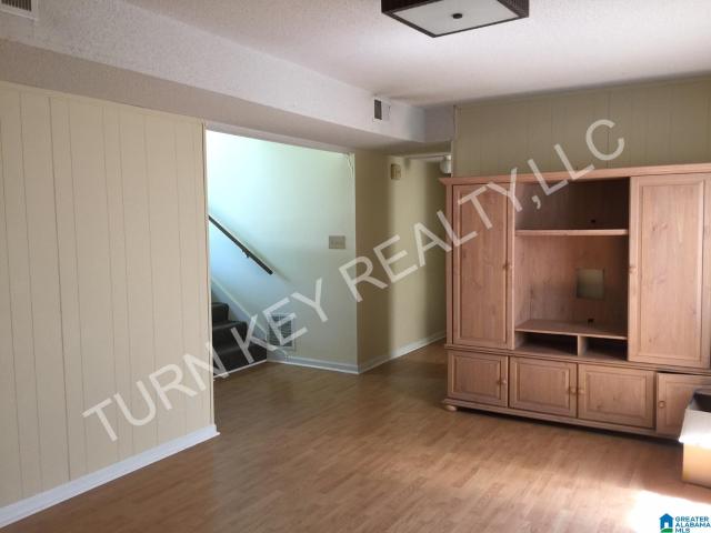 2548 Janice Circle