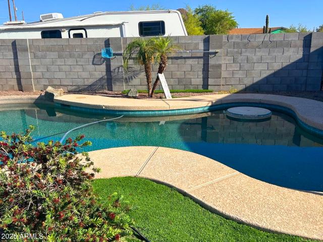 2548 s val vista road