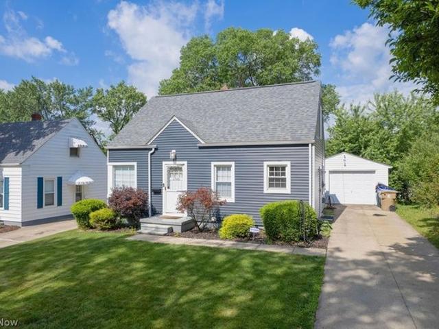 2548 23rd St, Cuyahoga Falls, OH 44223