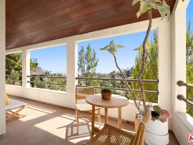 2549 Canyon Oak Drive
