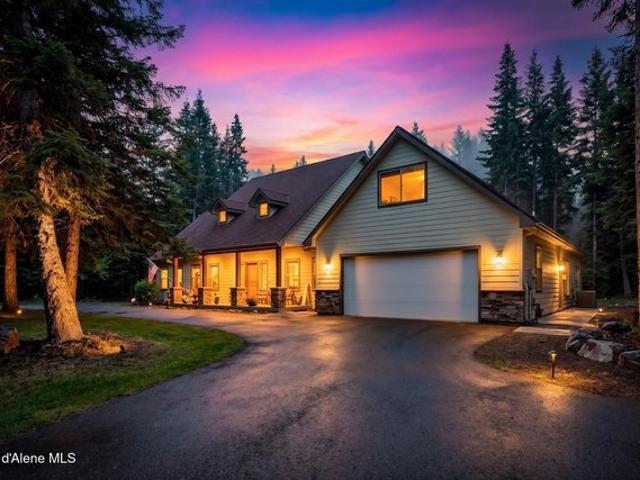 25400 N Lantern Hill Rd, Rathdrum, ID 83858
