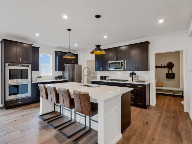 2540 Mallet Court