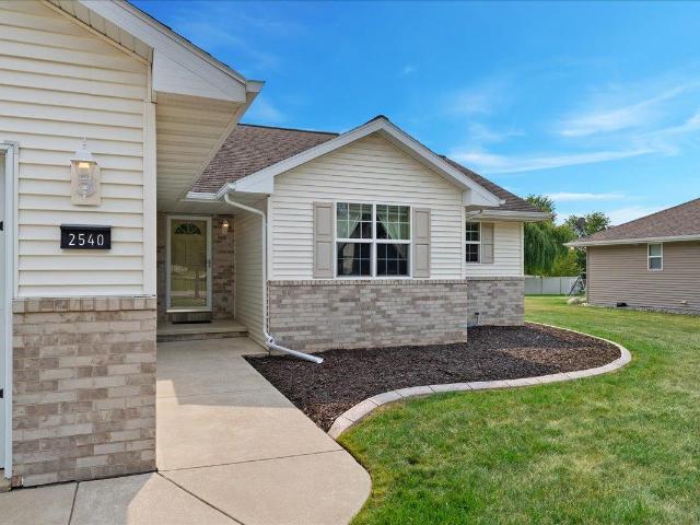 2540 manitowoc road