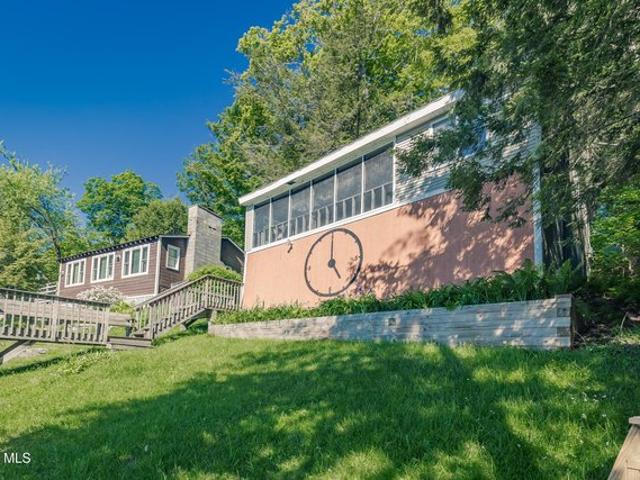 2540 May Rd, Hagaman, NY 12086