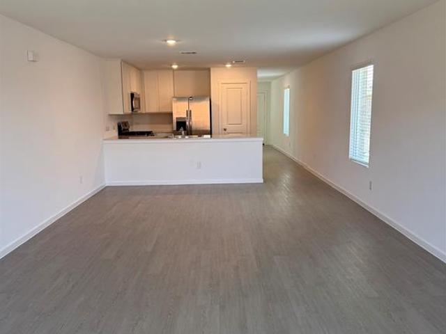 2540 Guineas Lane