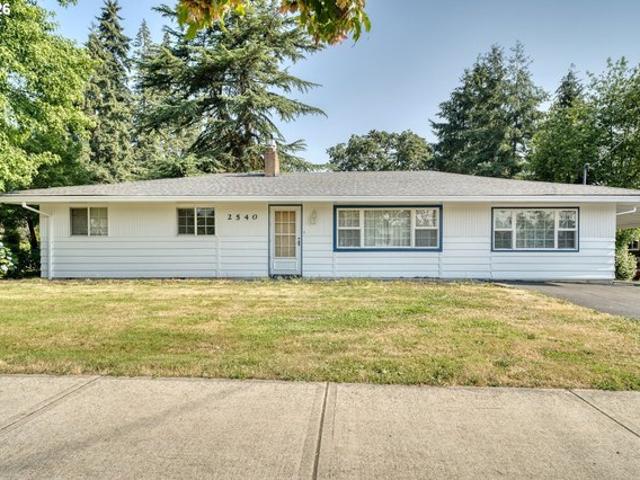 2540 Gable Rd, Saint Helens, OR 97051