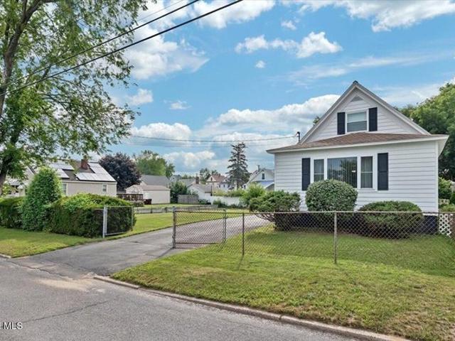 2540 Pauline Ave, Rotterdam, NY 12306