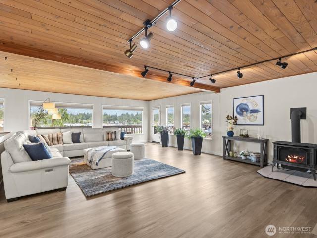 2540 Phinney Bay Pl, Bremerton, WA 98312 | MLS #2463
