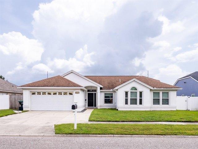 2540 Rolling Broak Dr, Orlando, FL 32837