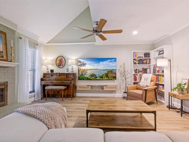 2540 Sunscape Lane