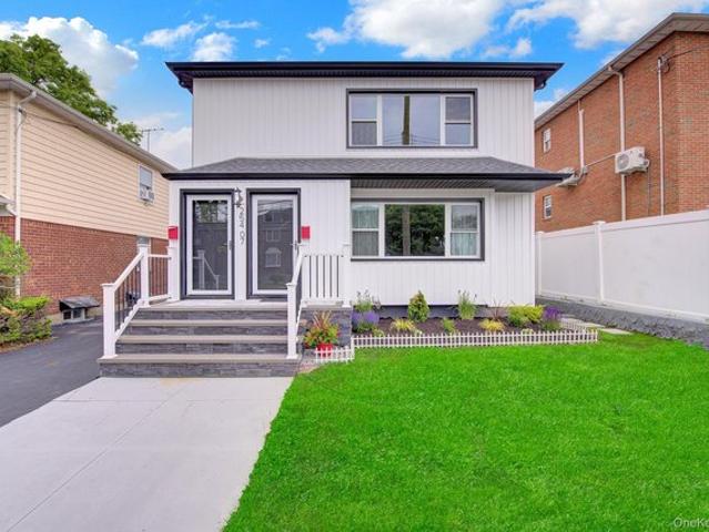 2540 th Ave, Little Neck, NY 11362
