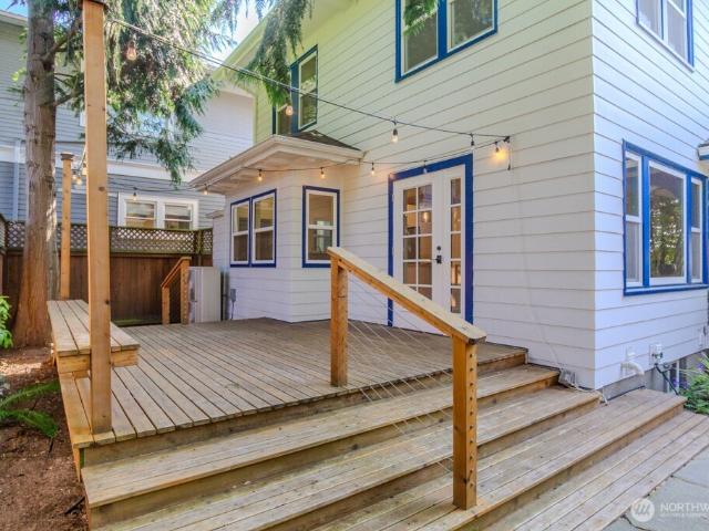2540 11th Avenue W