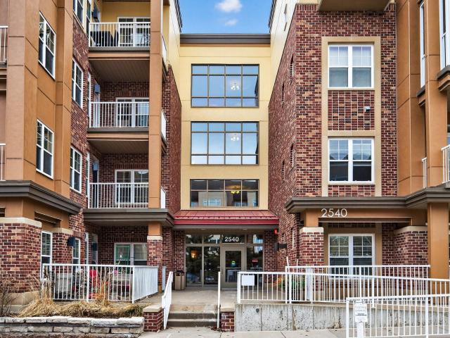 2540 38th Ave NE, Unit 203, St. Anthony, MN 55421 | MLS #7023 | Compass