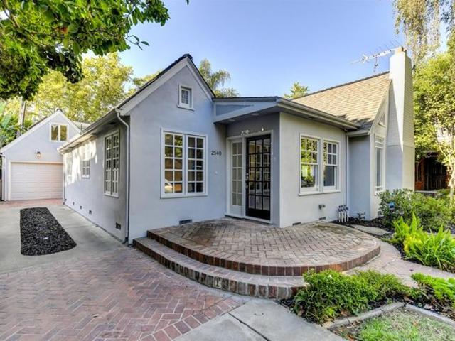 2540 6th Ave, Sacramento, CA 95818