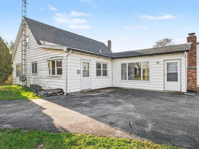25412 State Road 2, South Bend, IN 46619