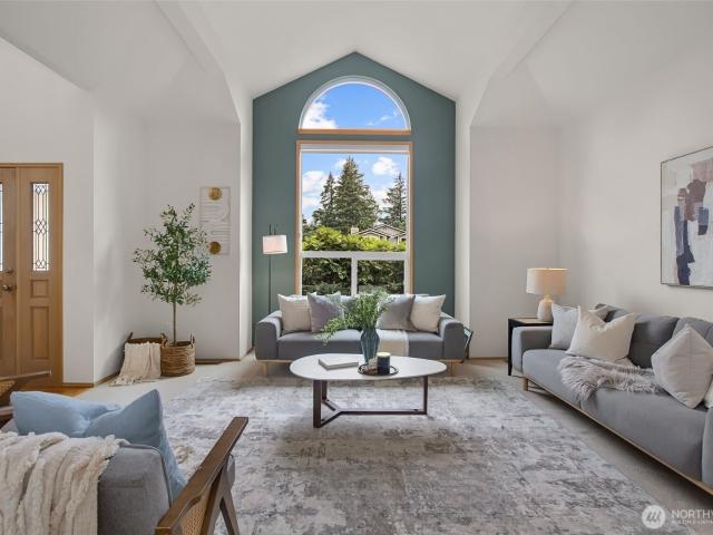 25417 Lake Wilderness Country Club Drive SE