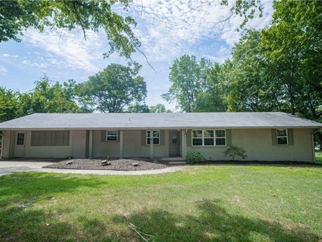 2541 Bunker Rd, Harrison, AR 72601