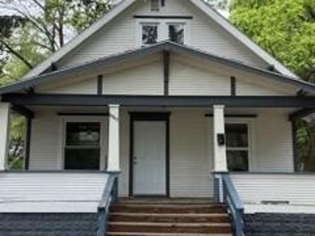 2541 Jefferson St, Muskegon, MI 49444