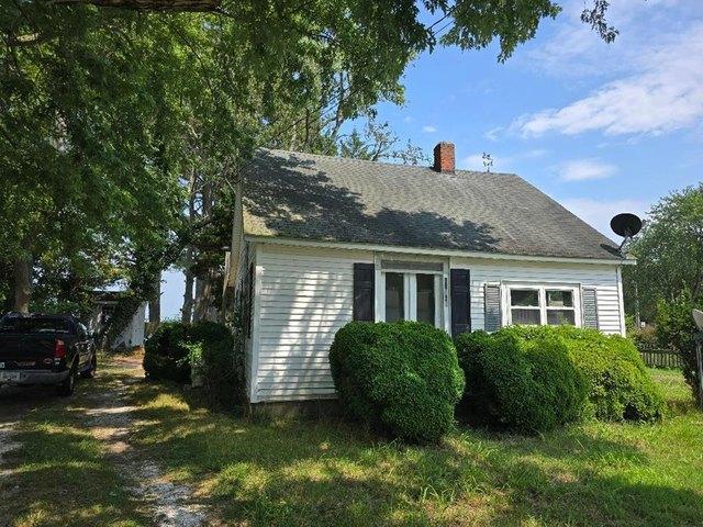 25421 Drummondtown Rd, Daugherty, VA 23301