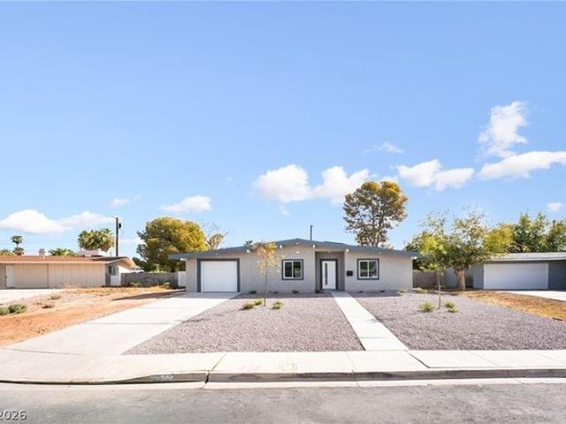 2542 Masters Cir, Las Vegas, NV 89142