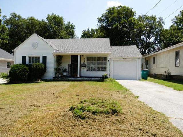 2542 N Kellett Ave, Springfield, MO 65803