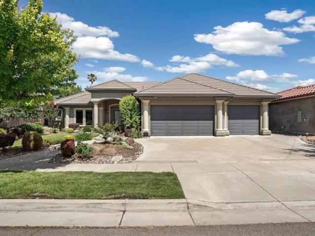 2542 Canal Dr, Lodi, CA 95242
