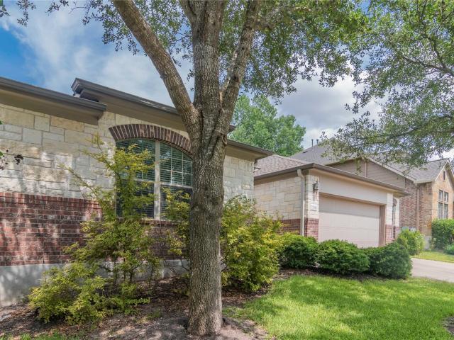 2542 Ravenwood Dr