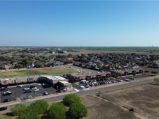 2542,2544,2546 Central Palm Drive