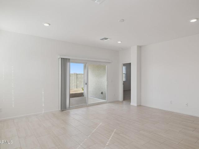25433 W Bowker St, Buckeye, AZ 85326 | MLS #7011
