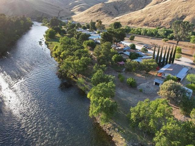 25433 E Trimmer Springs Rd Unit 13, Sanger, CA 93657