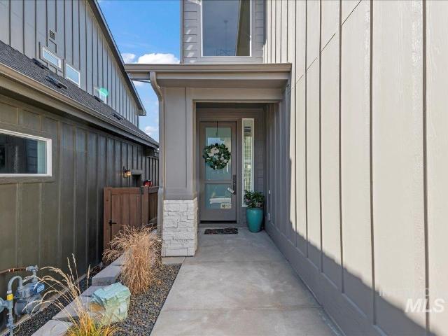 2543 S Via Privada Ln, Boise, ID 83716 | MLS #98973