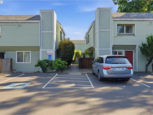 2543 SE 119TH AVE # 10