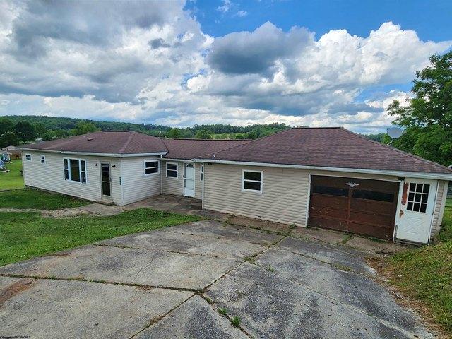 254 Centerville Rd, Rock Cave, WV 26234