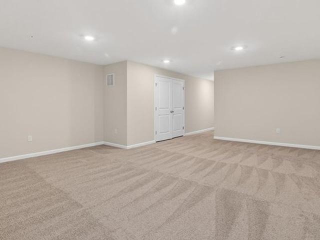 254 Derby Dr, Coatesville, PA 19320