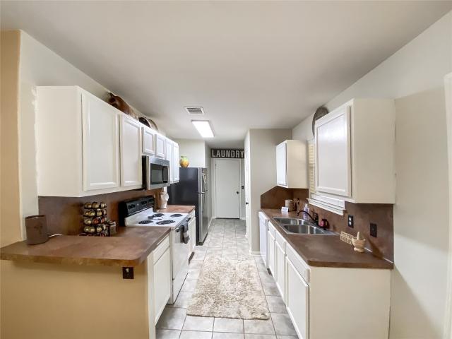 254 E Sunset Dr, Onalaska, TX 77360 | MLS #69647