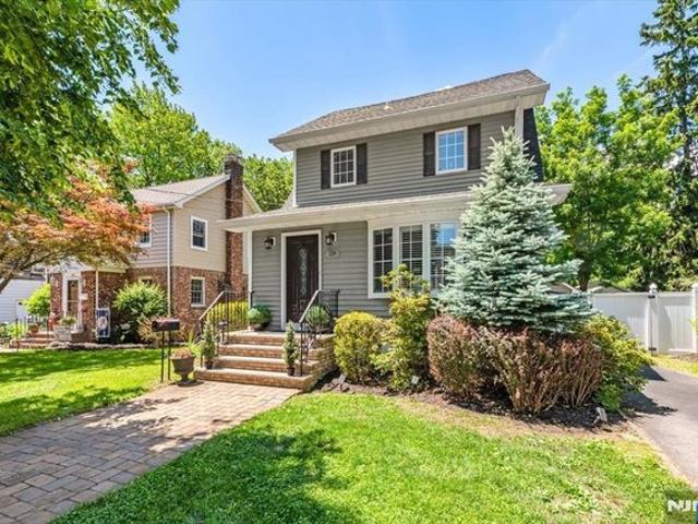 254 Elm Ave, Teaneck, NJ 07666