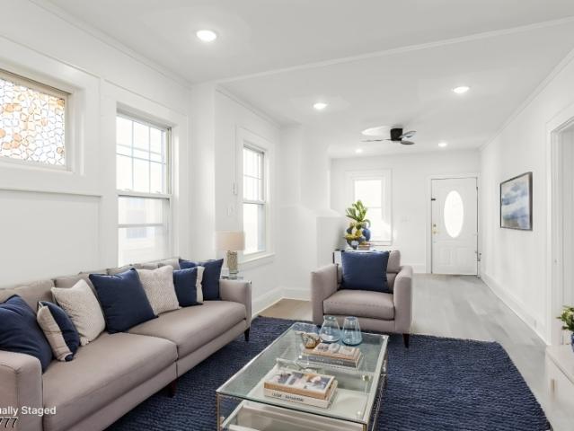 254 Franklin St