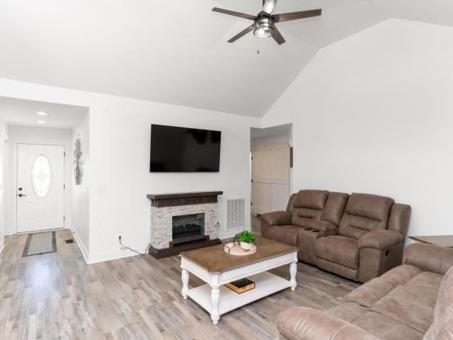 254 Home Place Court SE