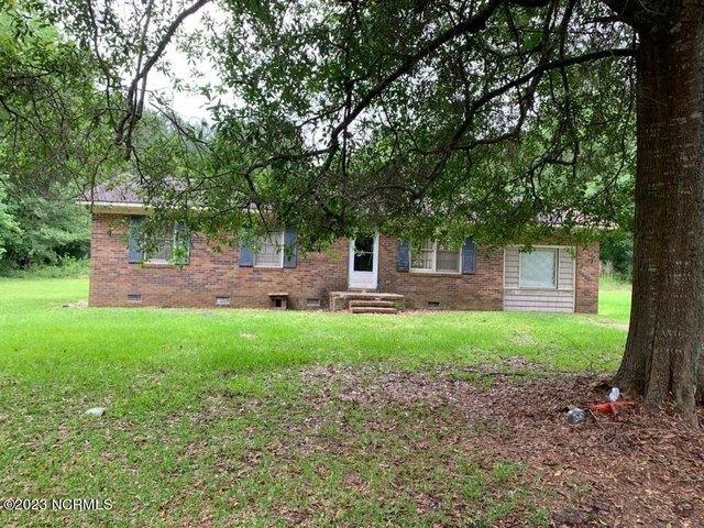 254 Harrell Rd, Burgaw, NC 28425