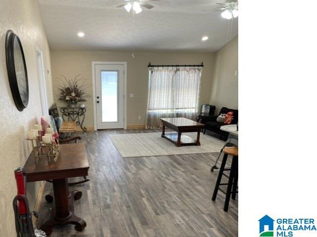 254 Lakeside Lane