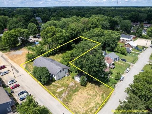 254 Level St, Charlestown, IN 47111