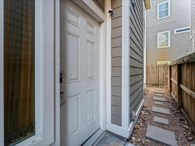 254 N Lenox Street