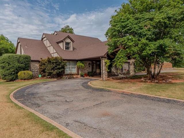 254 N Marshall Dr, Chandler, OK 74834