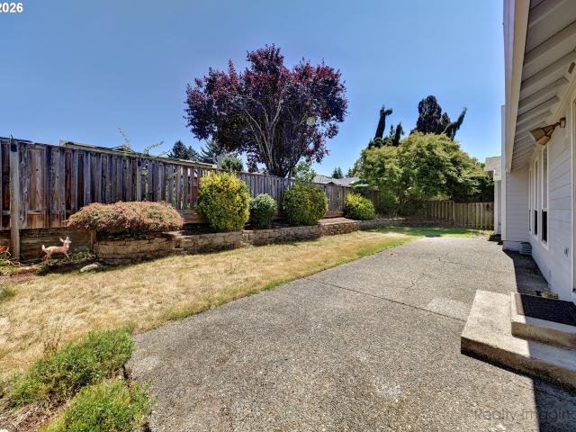 254 sw nancy cir