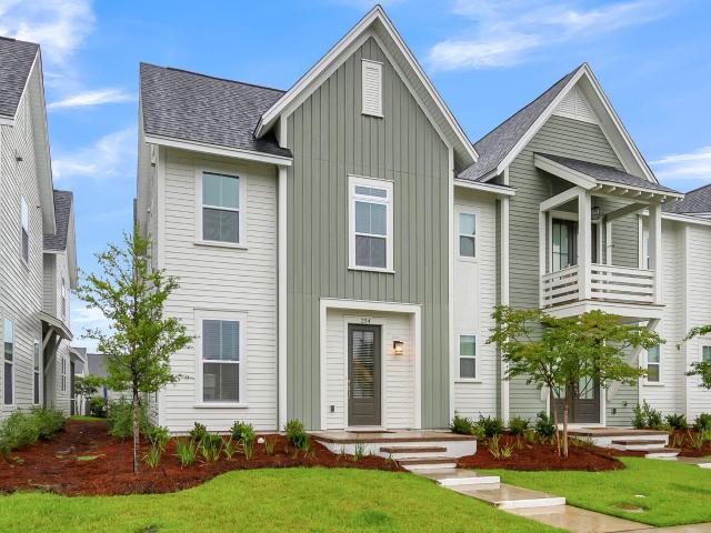 254 Symphony Avenue