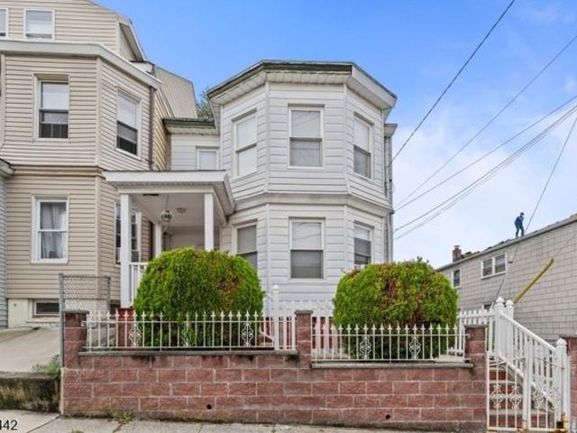254 Pacific St, Paterson, NJ 07503