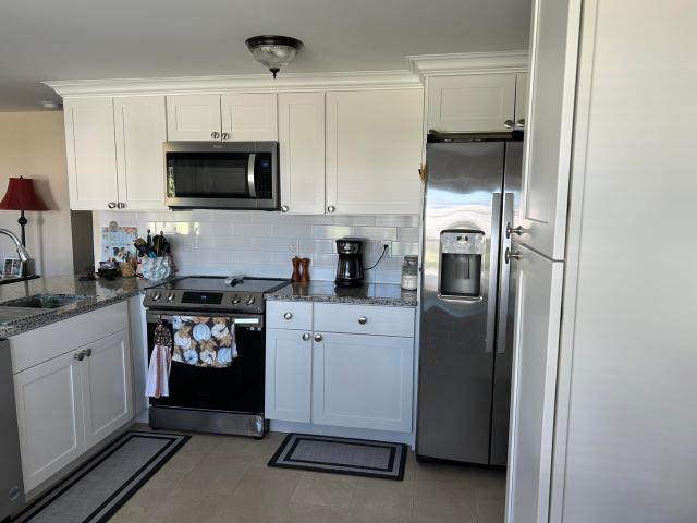 254 W Caribbean, Port St. Lucie, FL 34952 | MLS #B26002 | Compass